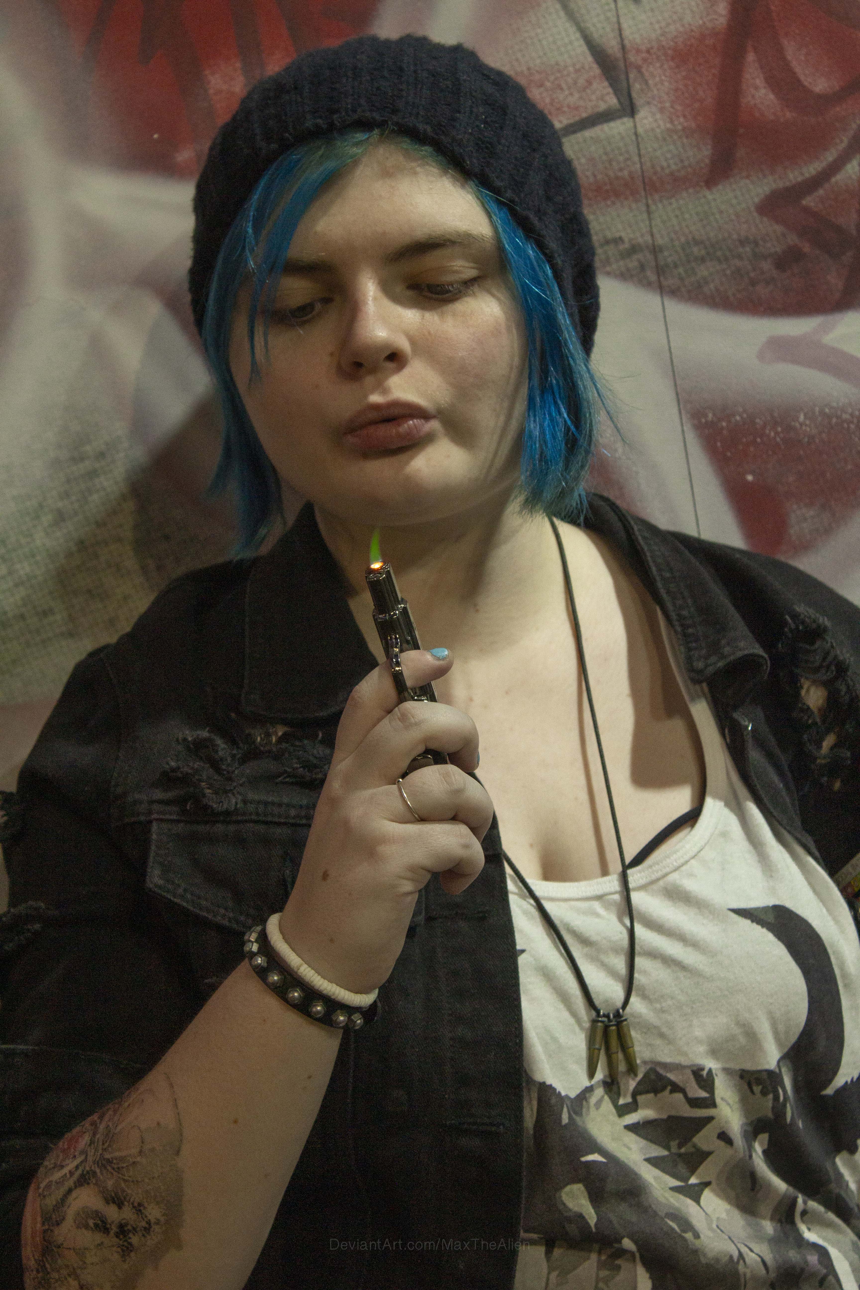 Chloe With A Smokin' Gun – Life Is Strange Fans